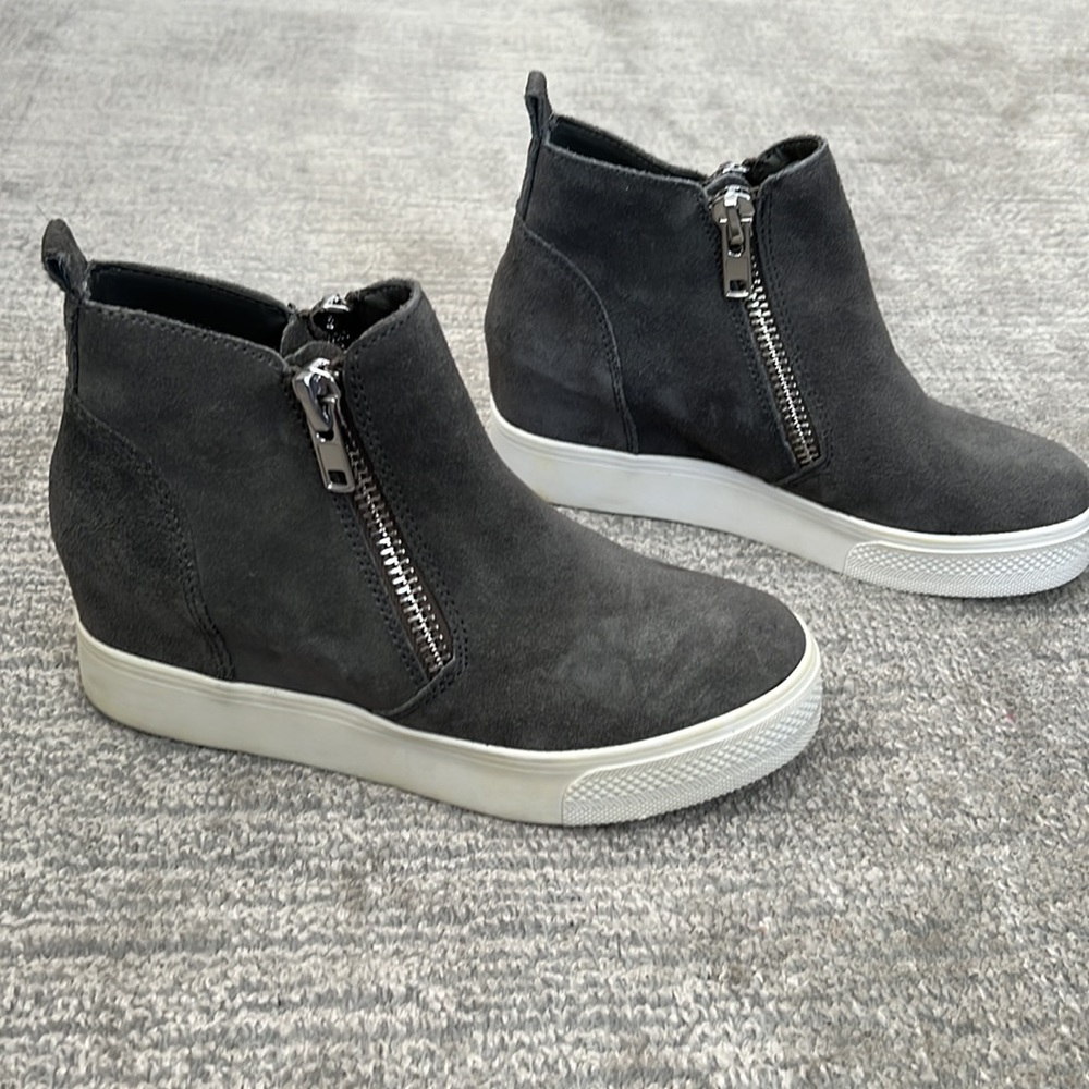 Steve Madden Grey Suede Sneaker Wedges - Gem